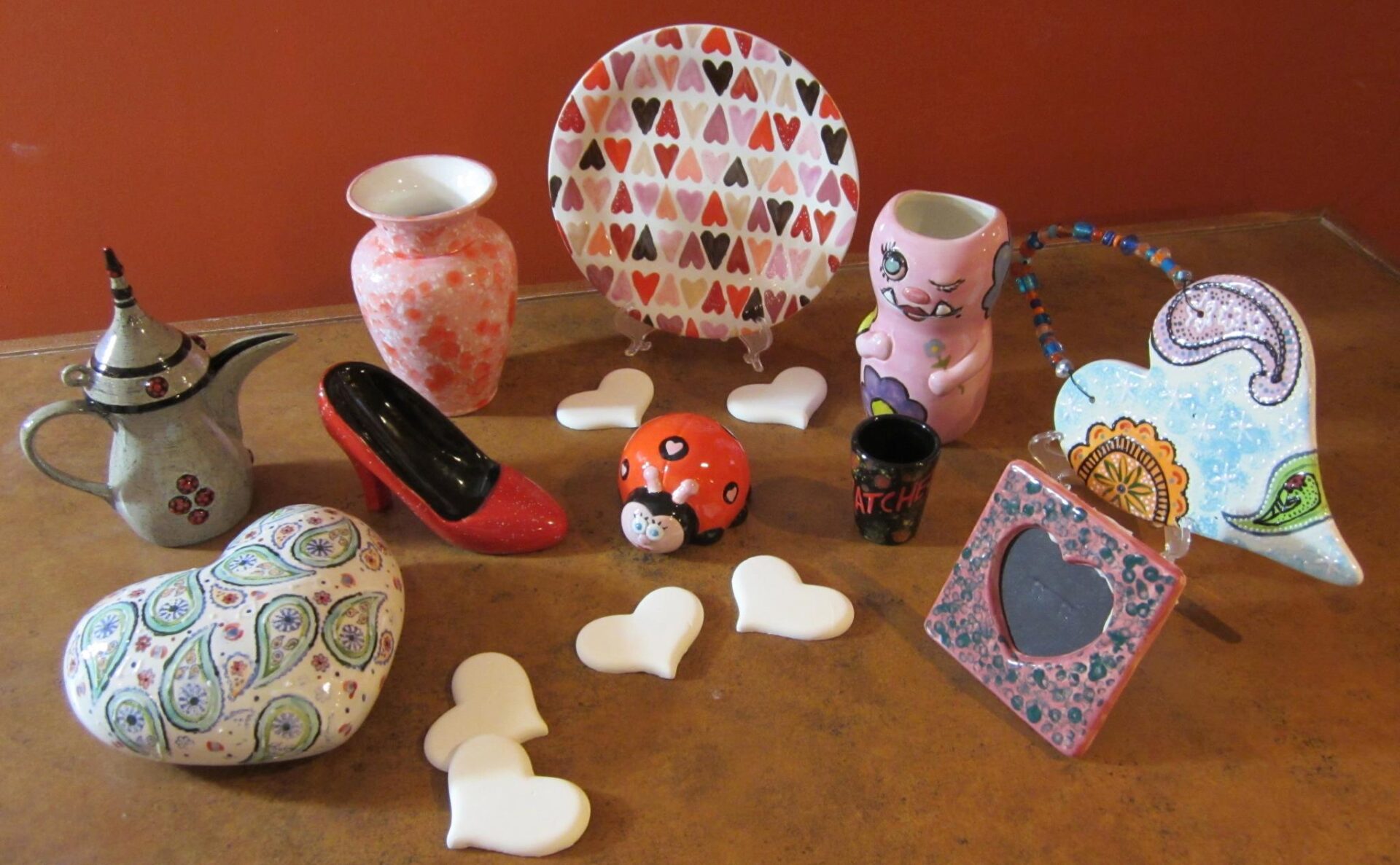 Welcome! – Catonsville’s only paint your own pottery studio!